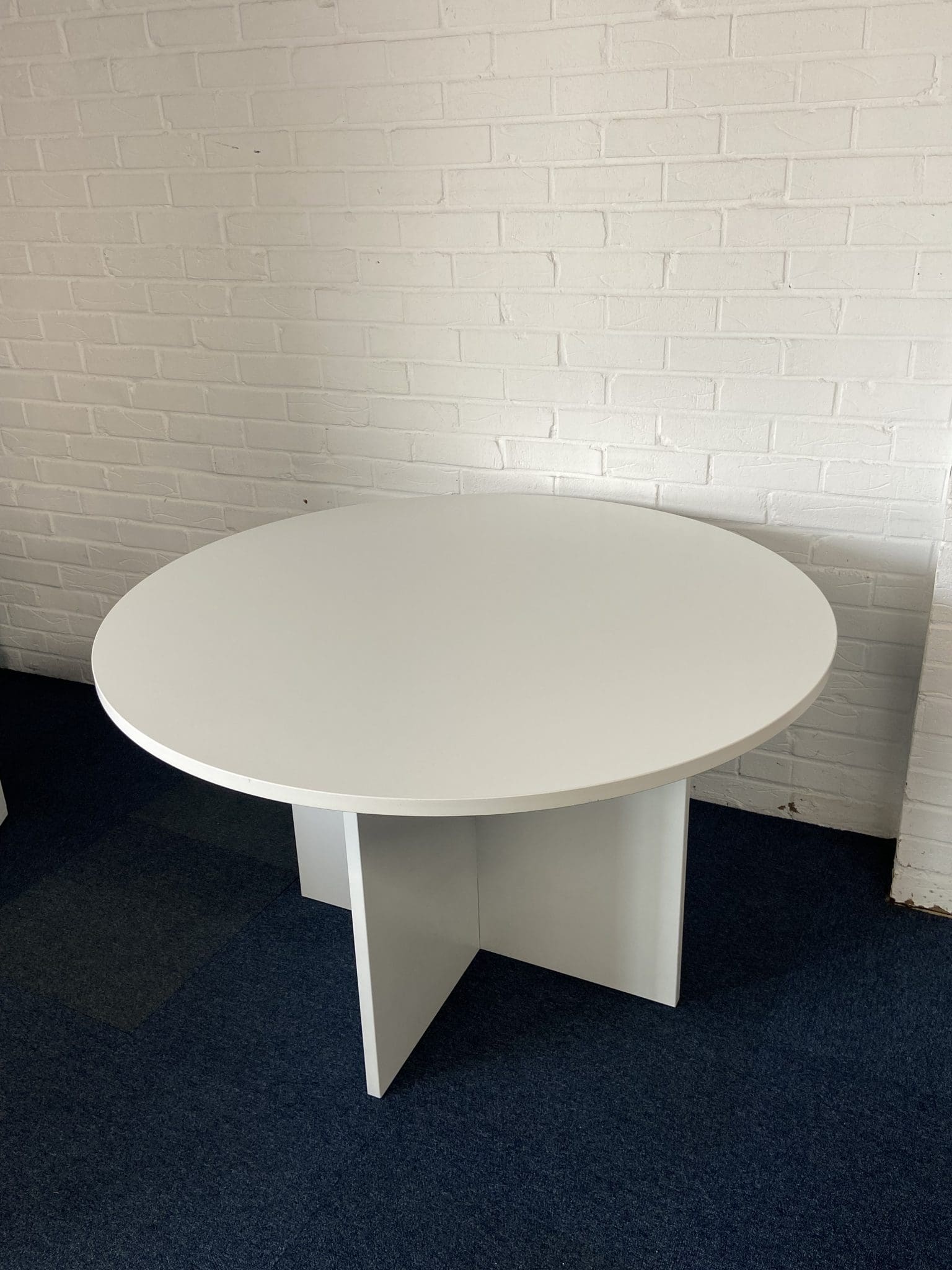 Round Table Top White Base | Silverman's Office Furniture